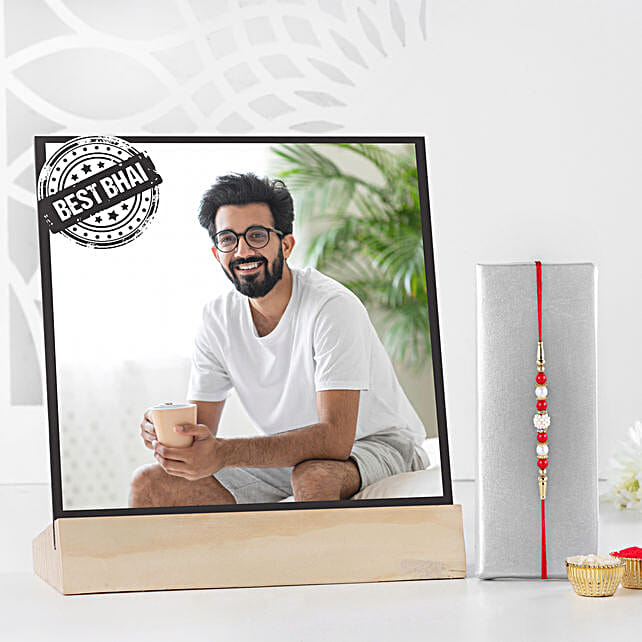 Buy/Send Traditional Pearls Rakhi & Personalised Best Bhai Frame Online ...