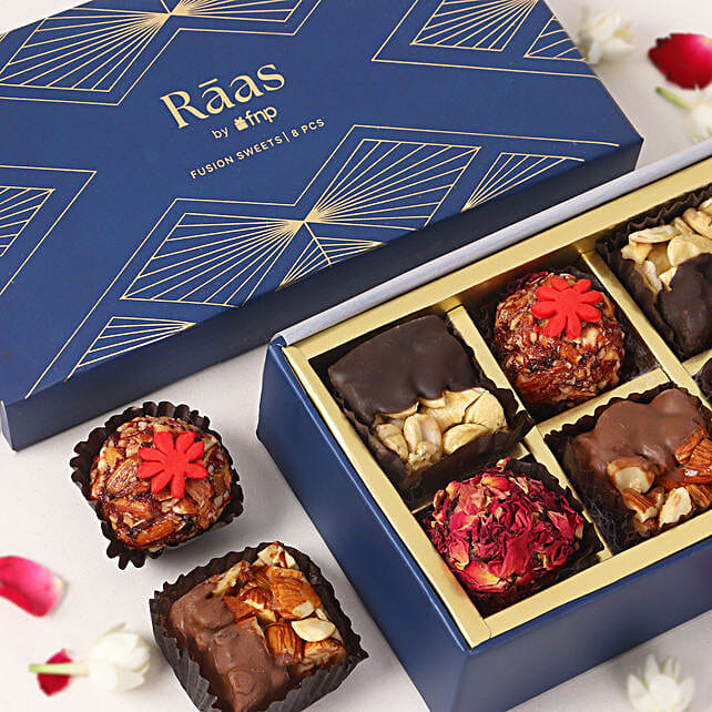 Buy/Send Assorted Delights Fusion Sweets Gift Box Online- FNP