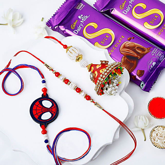 Buy/Send Family Rakhi Set & Chocolate Delight Online- FNP
