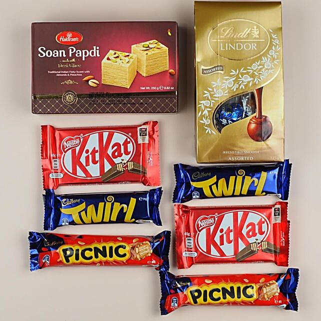 Assorted Chocolates And Sweets Combo new-zealand | Gift Assorted ...