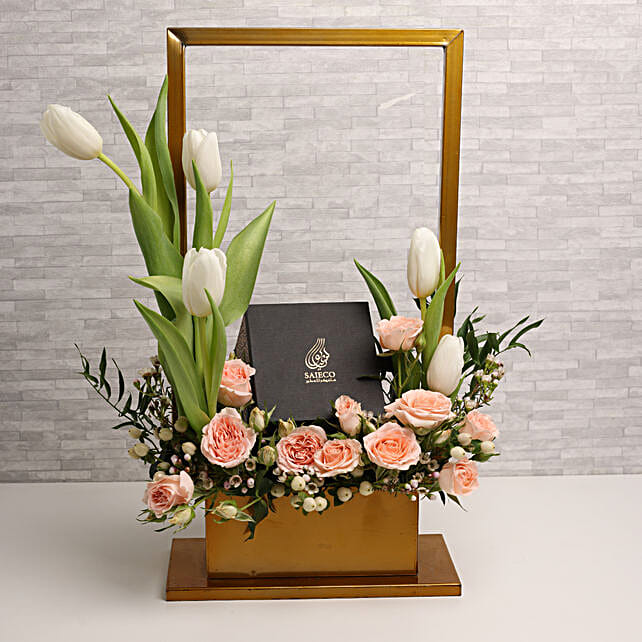 Flower Standee with Atar qatar | Gift Flower Standee with Atar- FNP