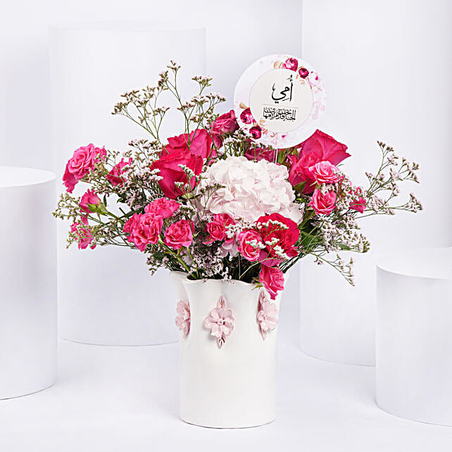 Best Flower Arrangement for MoM qatar | Gift Best Flower Arrangement ...