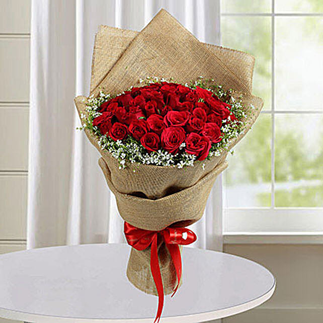 50 Red Roses Bouquet With Brown Wrapping saudi-arabia | Gift 50 Red ...