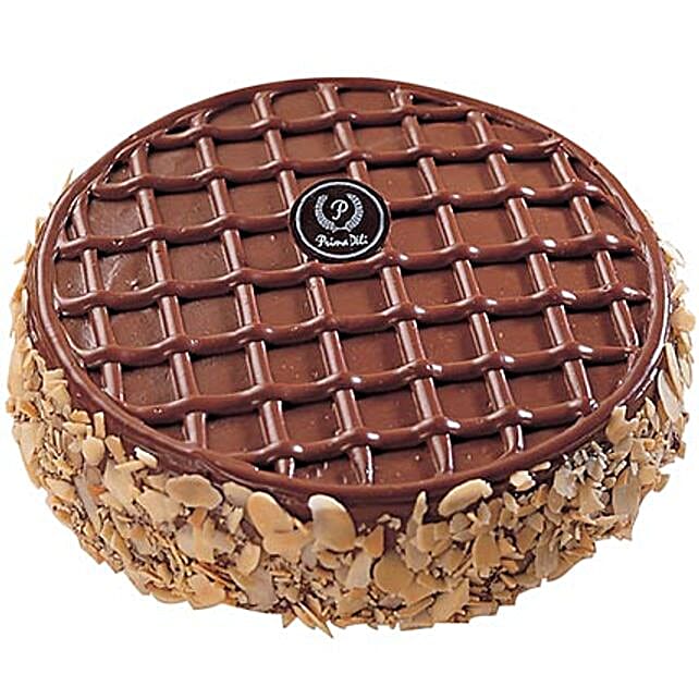 Round Choco Fudge Cake singapore | Gift Round Choco Fudge Cake- FNP