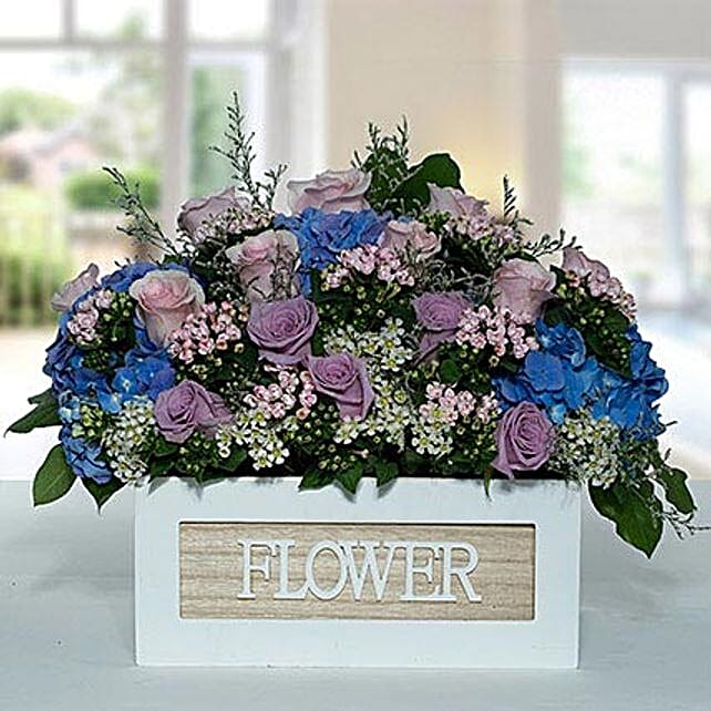 Magnificent Royal Flowers Arrangement uae | Gift Magnificent Royal ...