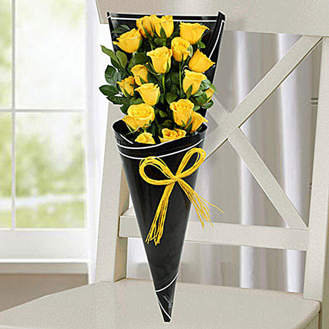 18 Yellow Roses Bunch uae | Gift 18 Yellow Roses Bunch- FNP