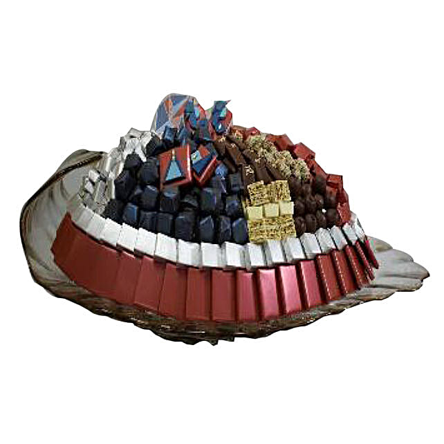 Tray Full Of Patchi Chocolates 5415 gms uae | Gift Tray Full Of Patchi ...