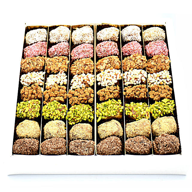 Assorted Stuffed Dates Box 48 Pcs uae | Gift Assorted Stuffed Dates Box ...