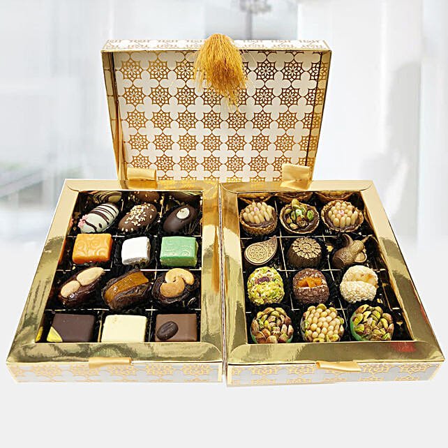 Chess Box Assorted Delight uae | Gift Chess Box Assorted Delight- FNP