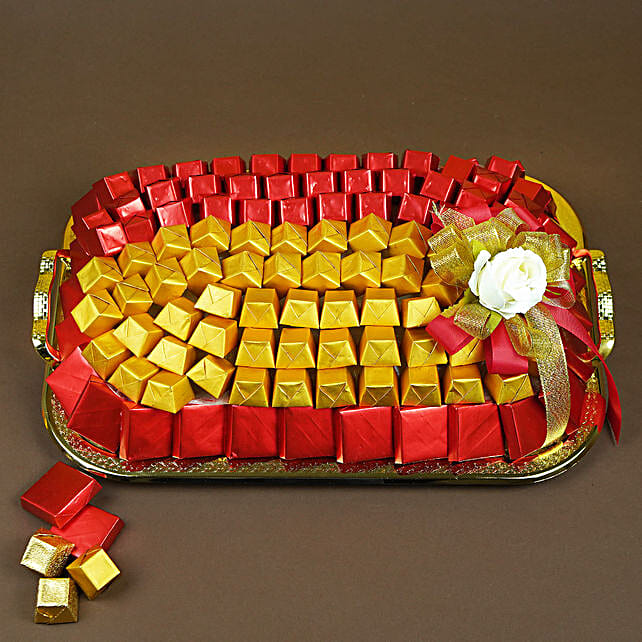 Red and Gold Wrapped Premium Chocolates uae | Gift Red and Gold Wrapped ...