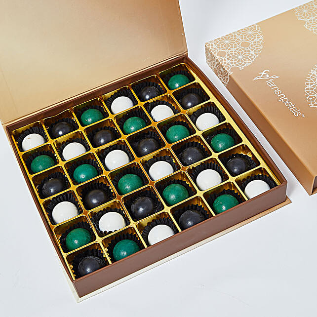 Tri Color Chocolate Truffles Box Big uae | Gift Tri Color Chocolate ...