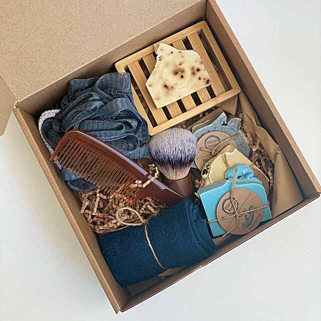Handsome Kit Box uae | Gift Handsome Kit Box- FNP