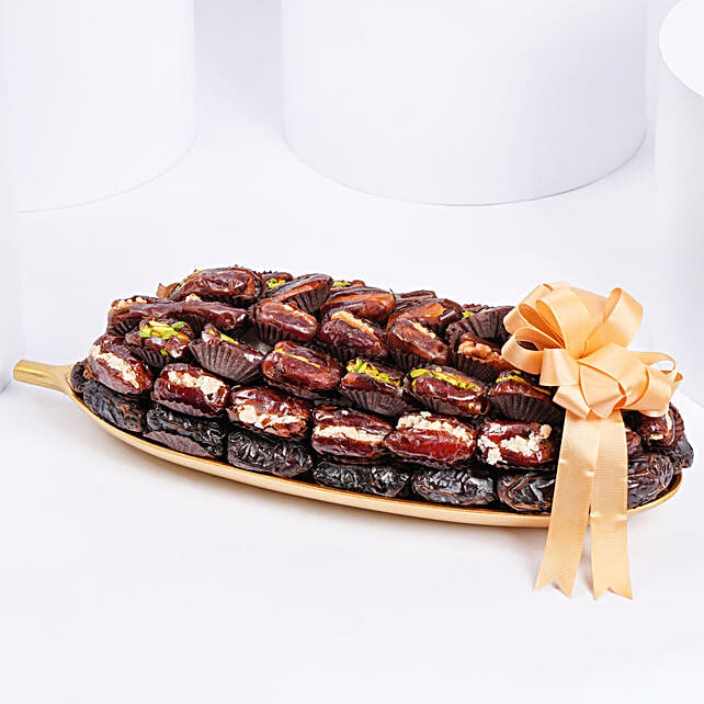 Premium Assorted Dates Platter uae | Gift Premium Assorted Dates ...