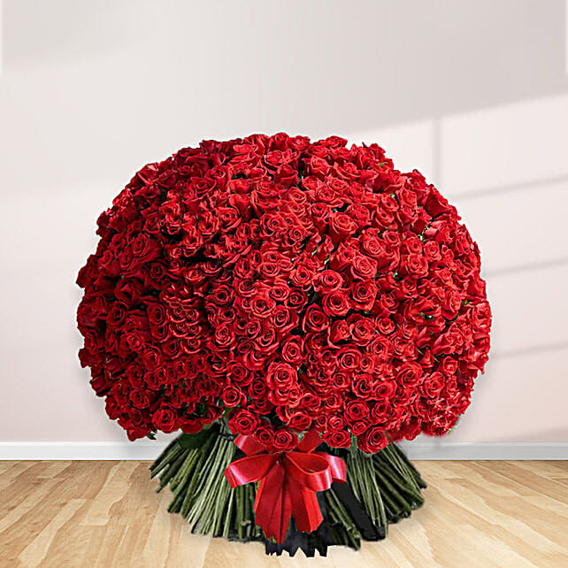 500 Red Roses Bouquet uae | Gift 500 Red Roses Bouquet- FNP