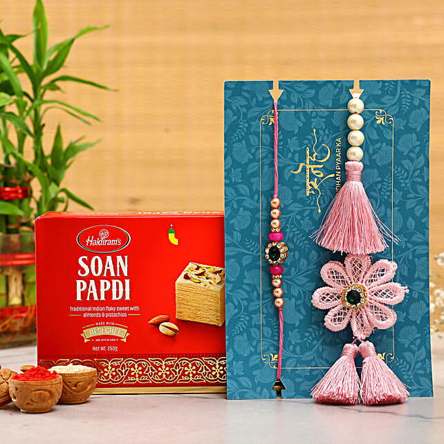 Crochet Flower Lumba Rakhi Set With Soan Papdi Exp usa | Gift Crochet ...