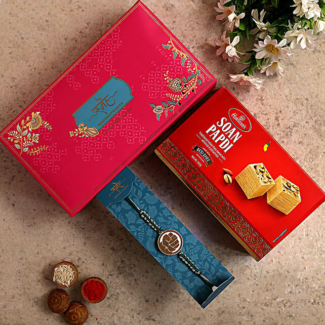 Superhero Metal Hulk Kids Rakhi And Soan Papdi Exp usa | Gift Superhero ...