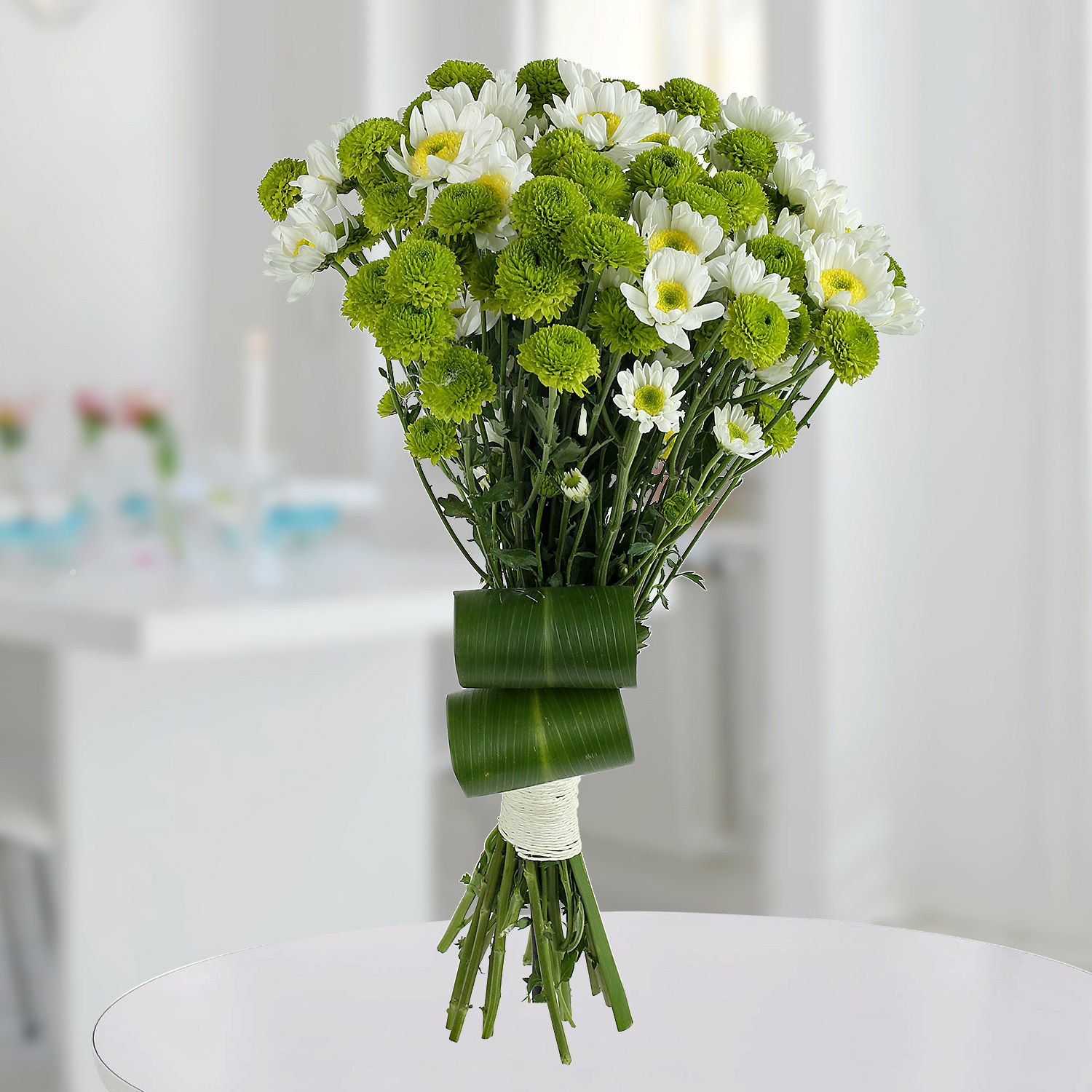 Buy/Send White N Green Flower Bunch Online- Ferns N Petals