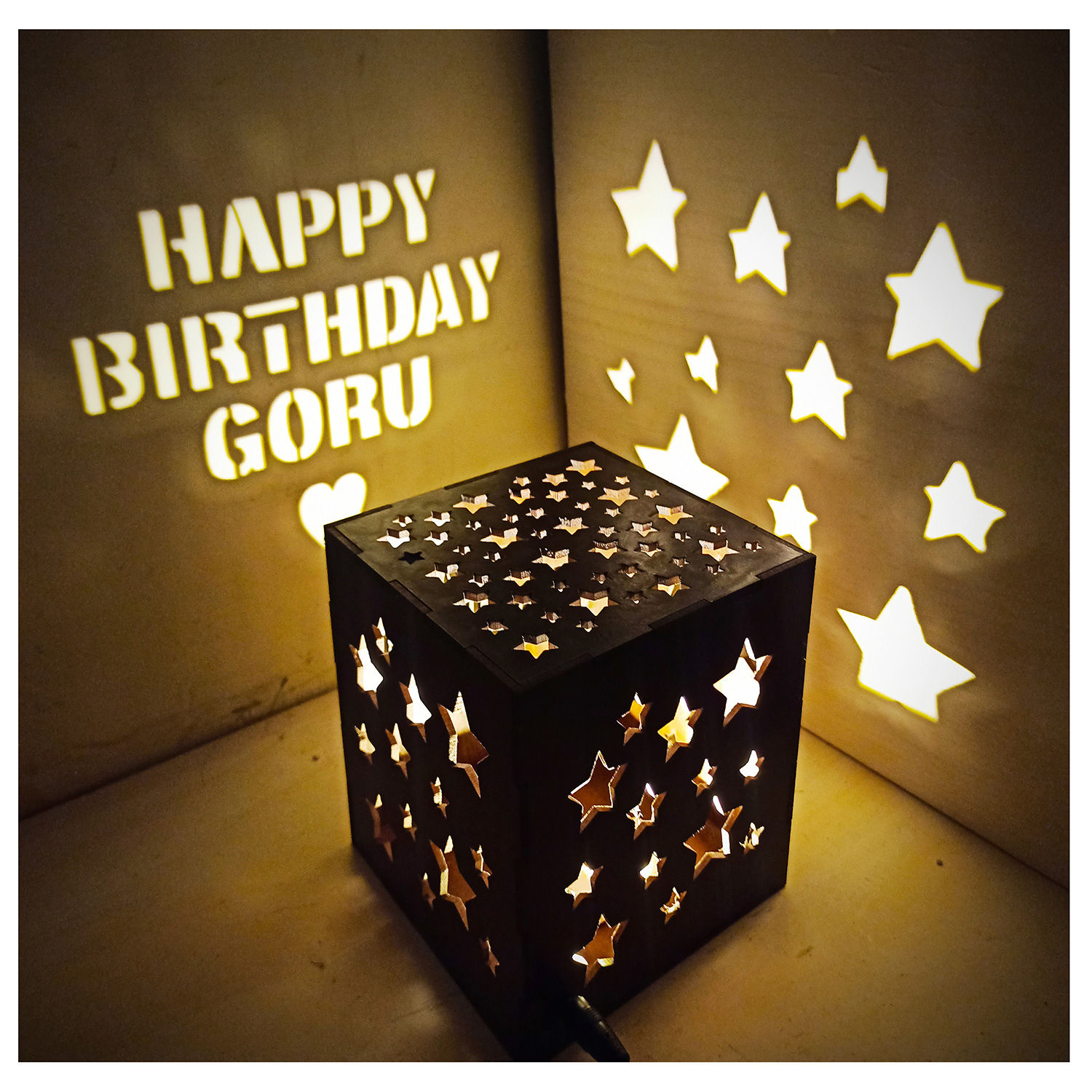 Buy/Send Star Shadow Box Online- Ferns N Petals