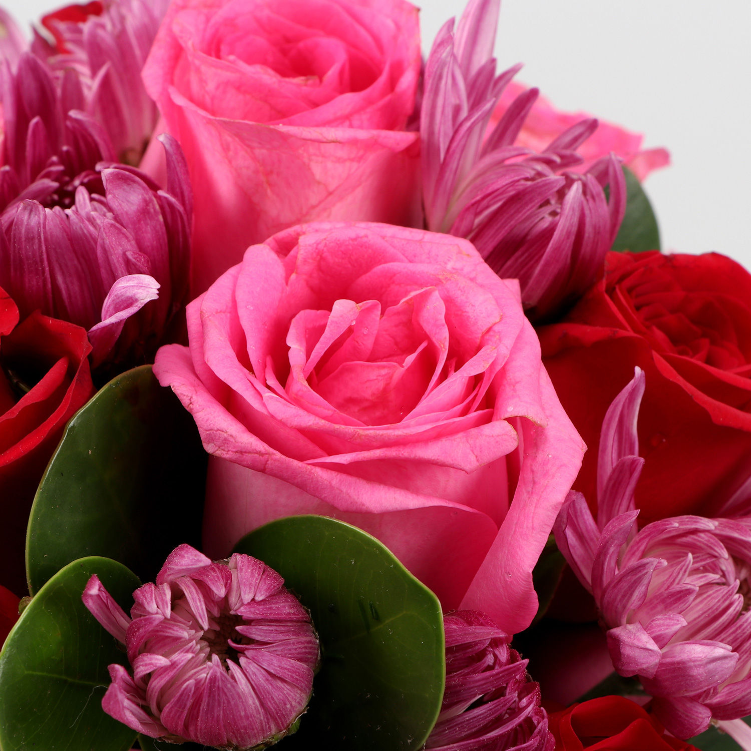 Buy/Send Mixed Roses & Daisy stems In Personalised V-Day Mug Online ...